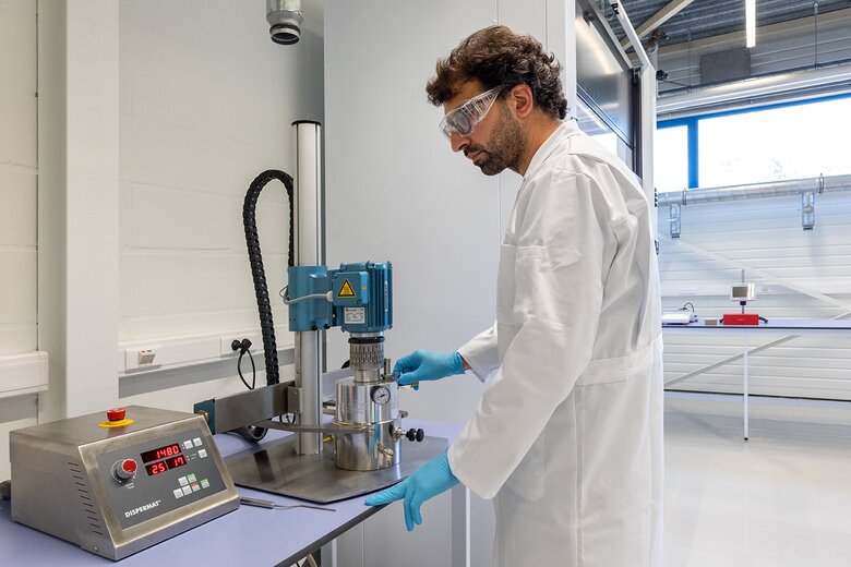 International research and patents